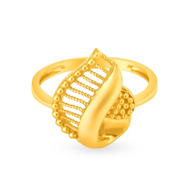 Sublime Yellow Gold Conch Finger Ring
