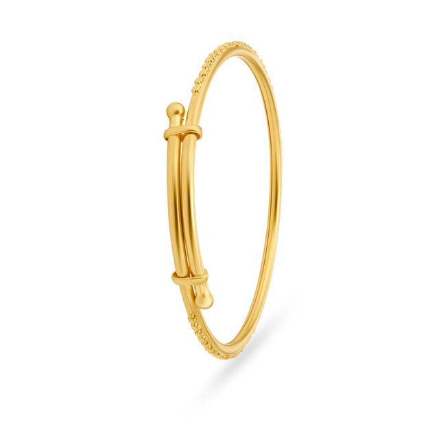 Regal Charming Bangle