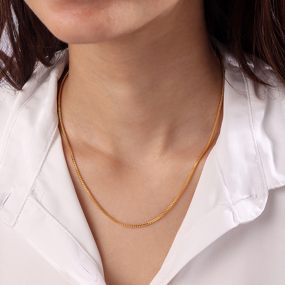 Buy 22KT Yellow Gold Effulgent Subtle Heart Carved Motif Gold Chain ...