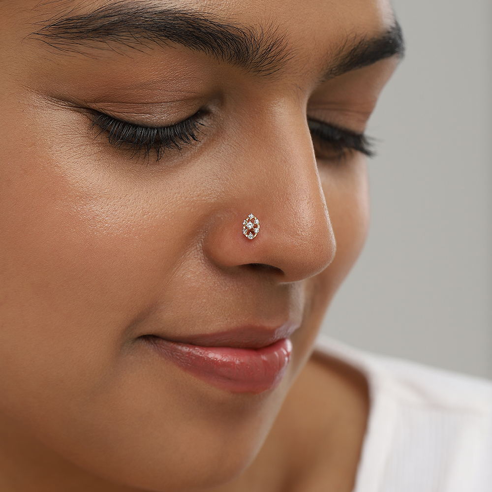 Buy Lattice Sparkle Gold and Diamond Nose Pin Online | Mia by Tanishq